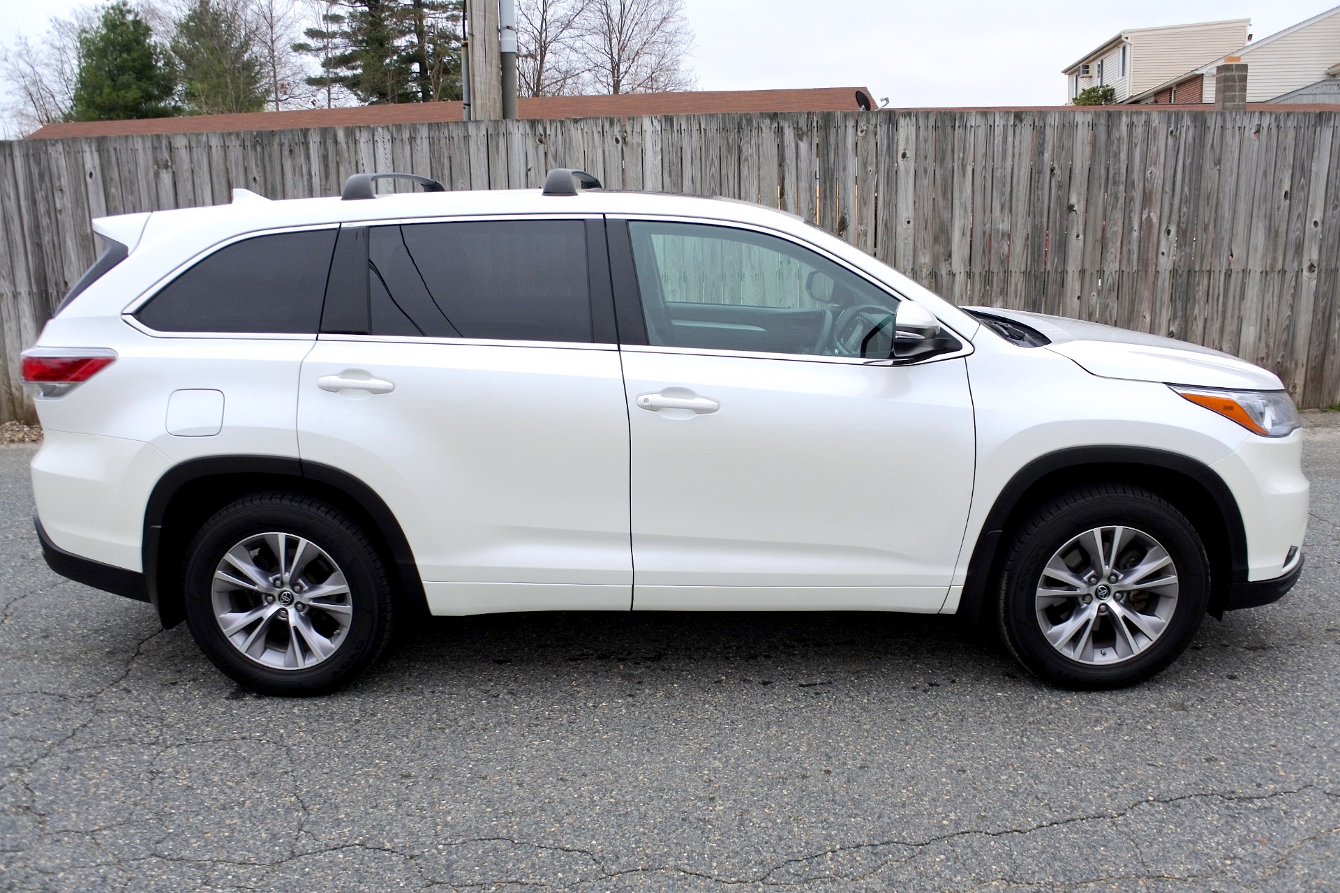 Used 2016 Toyota Highlander AWD V6 LE Plus (Natl) For Sale ($19,800 ...