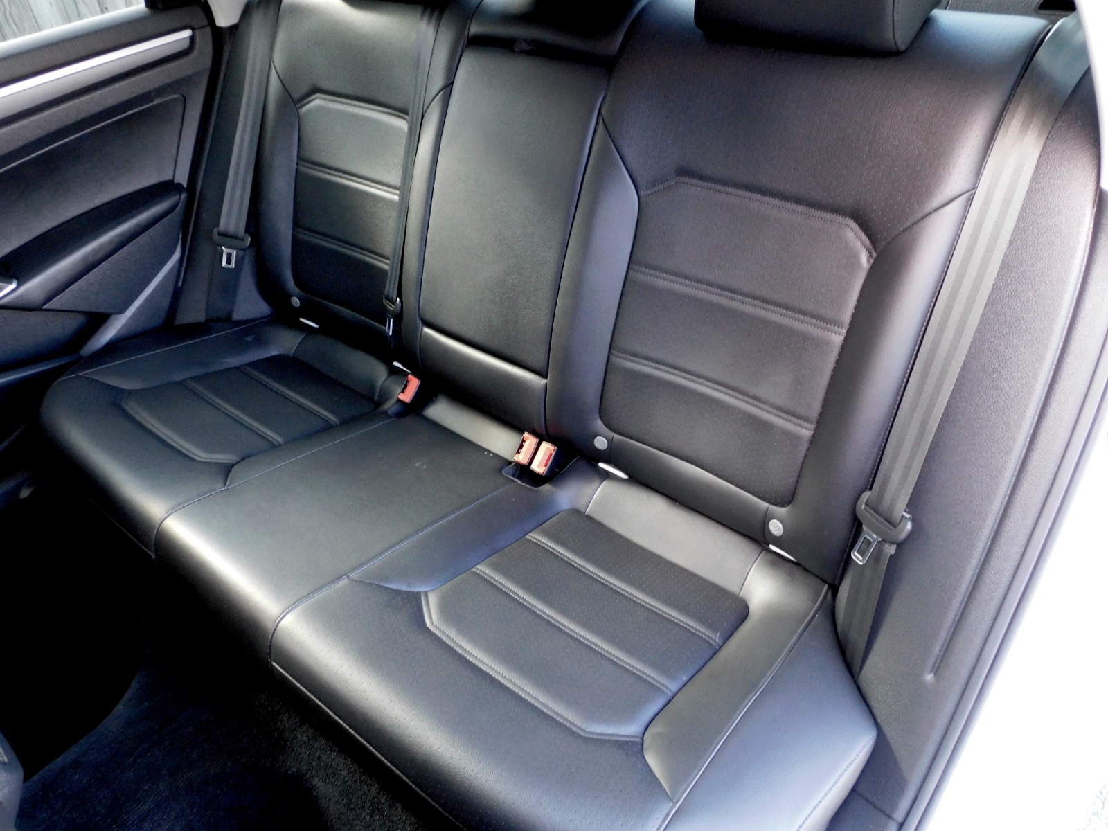 Used 2018 Volkswagen Passat R-Line Auto For Sale ($19,800) | Metro West ...