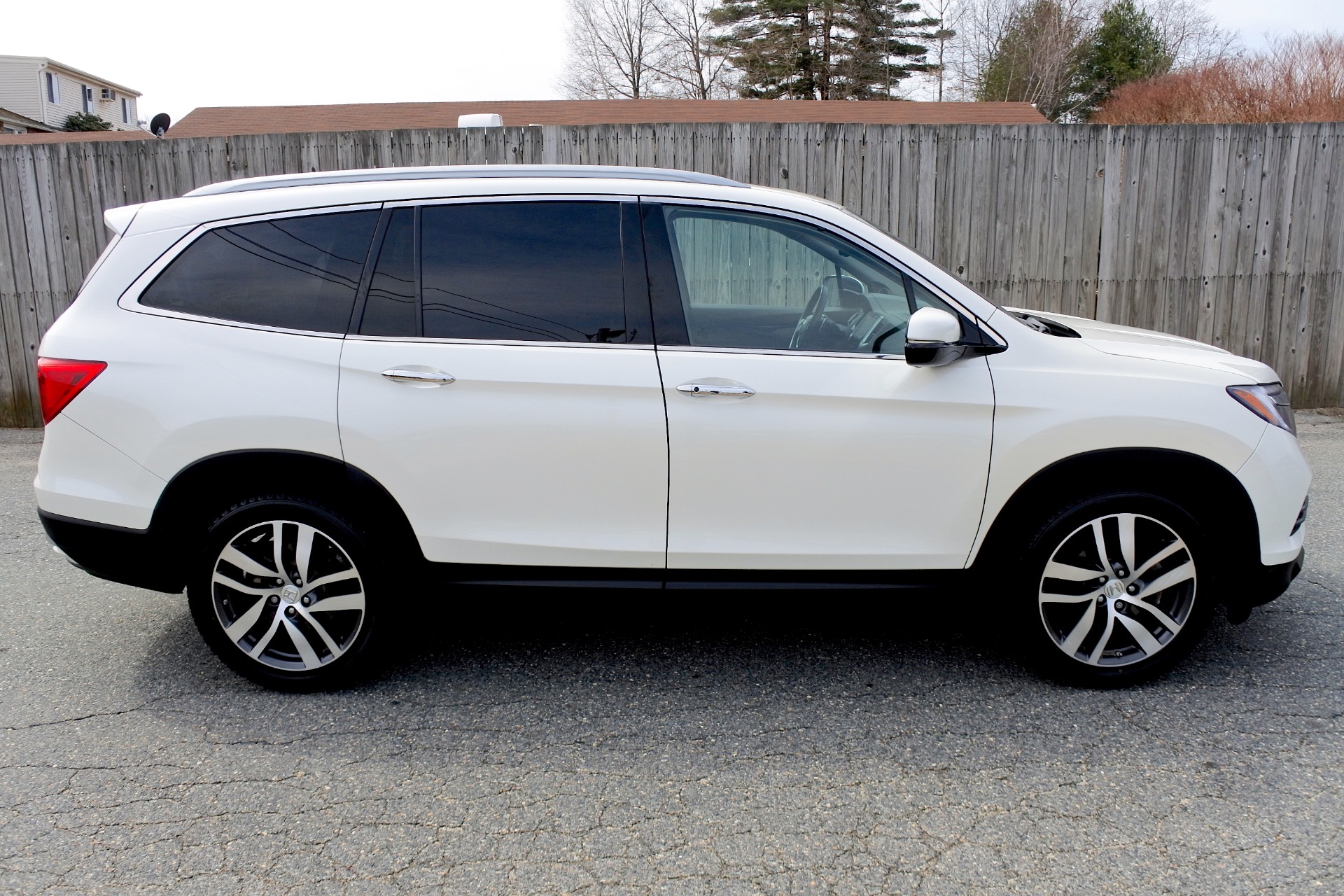 Used 2016 Honda Pilot AWD 4dr Elite w/RES & Navi For Sale ($29,980 ...