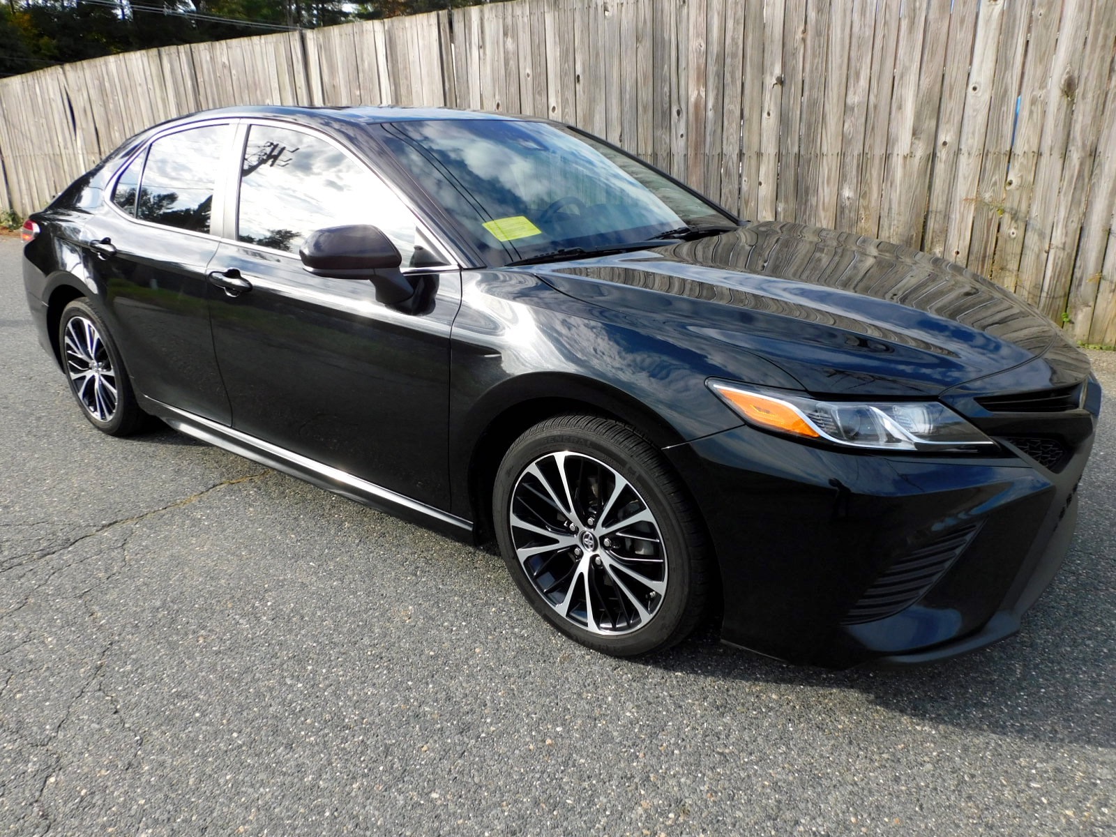 Used 2018 Toyota Camry SE Auto For Sale ($24,800) | Metro West ...
