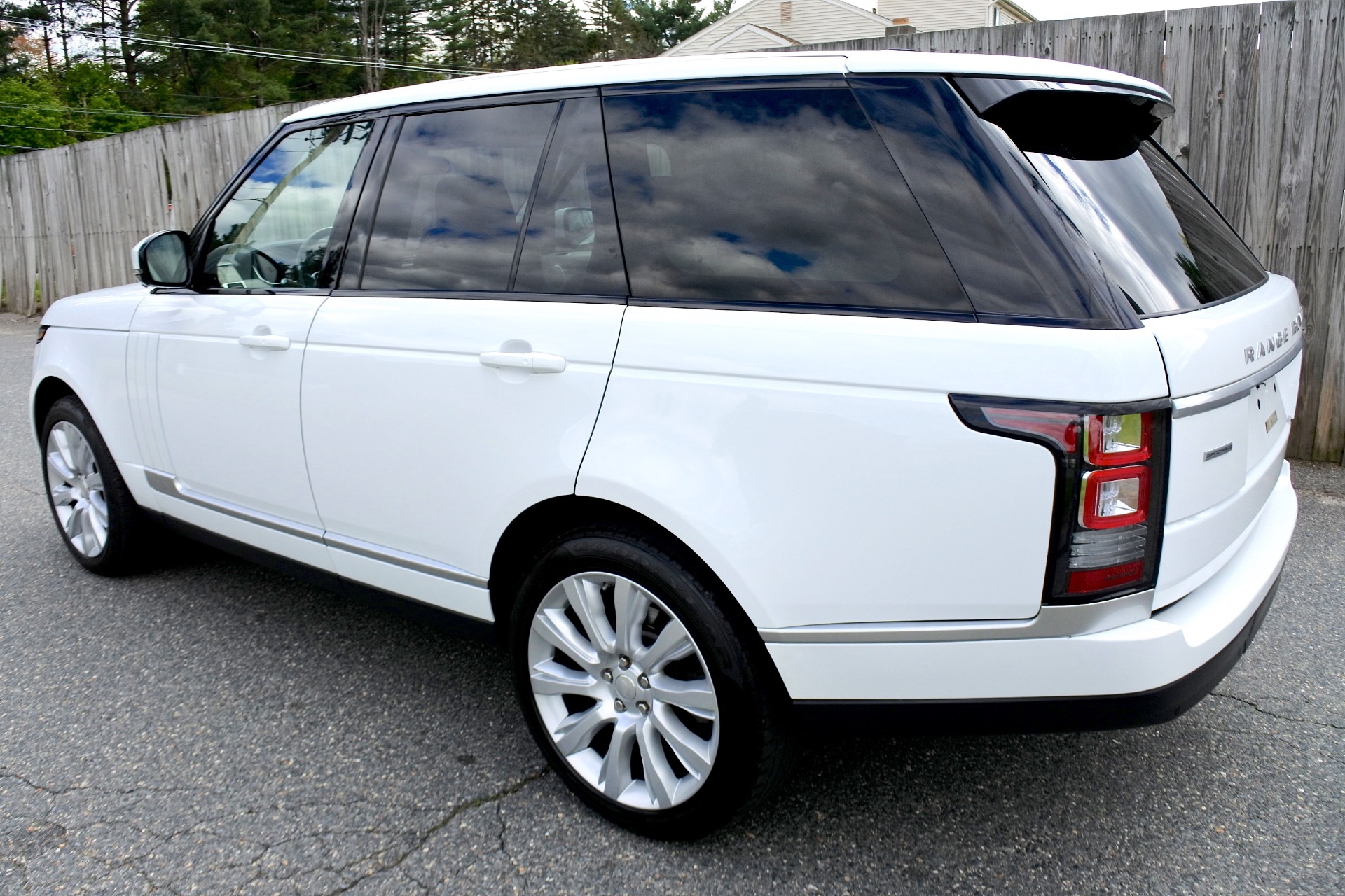 Used 2015 Land Rover Range Rover 4WD 4dr Supercharged For Sale ($46,880 ...