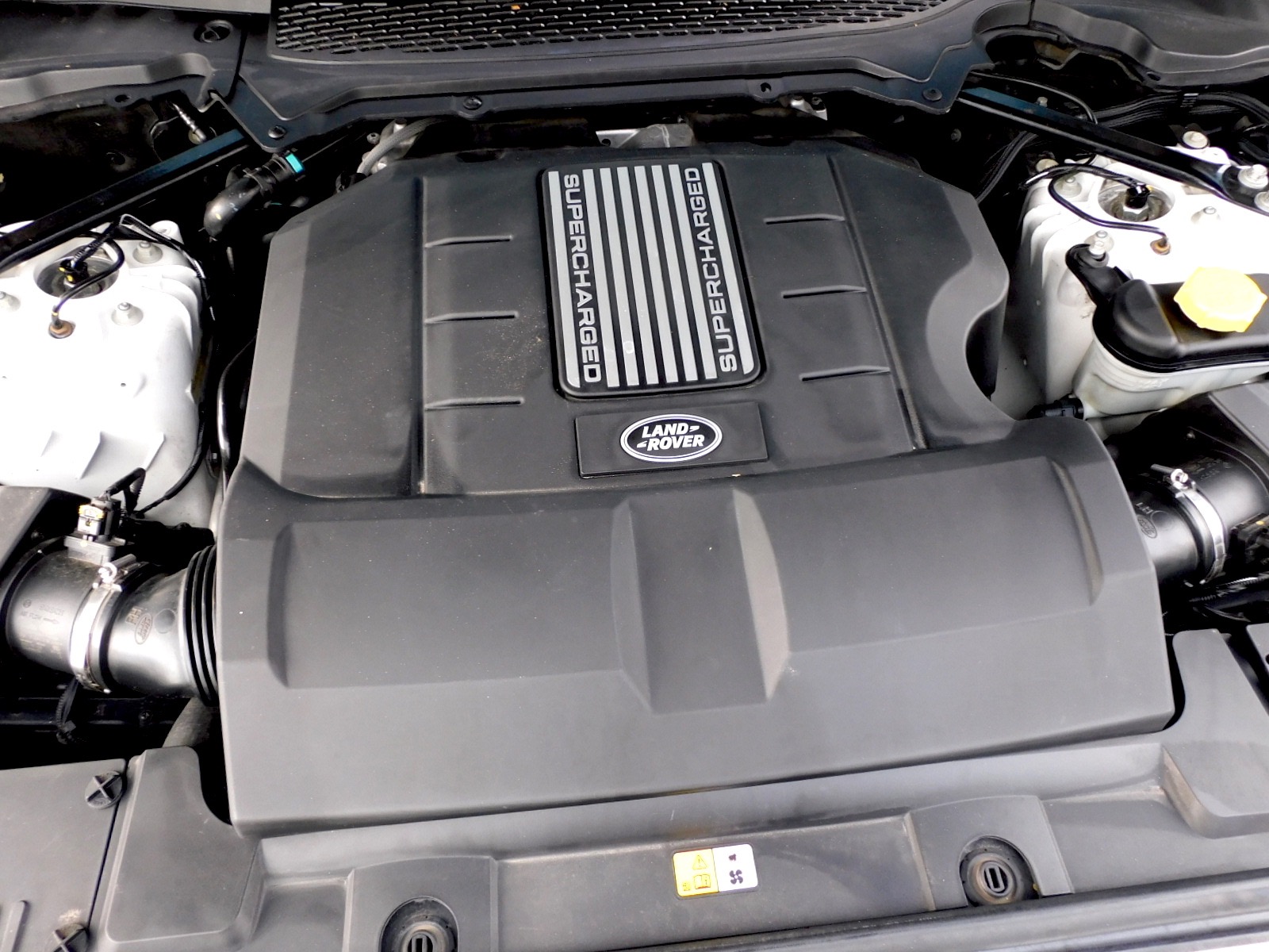 Used 2015 Land Rover Range Rover Supercharged For Sale ($28,800 ...