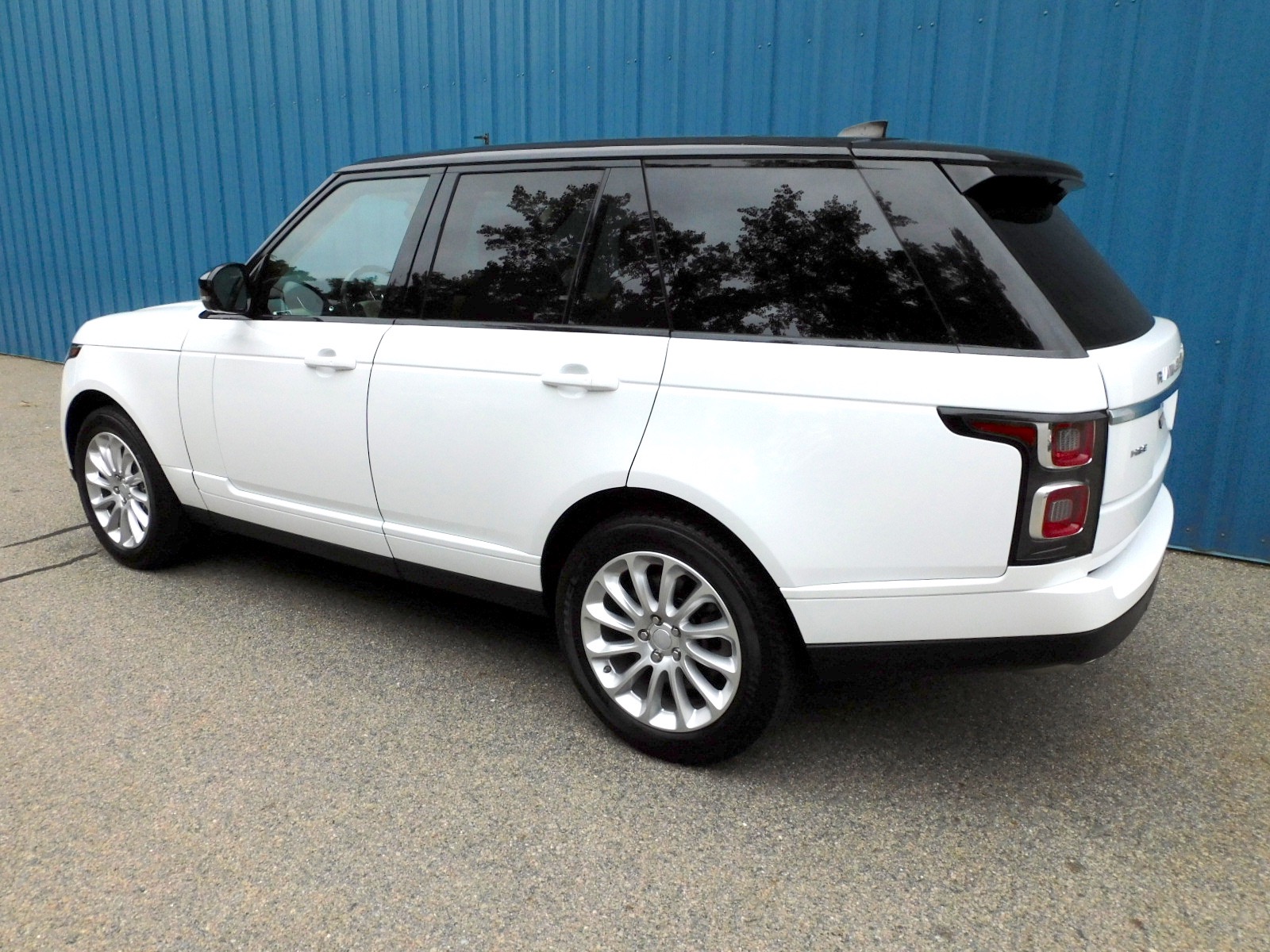 Used 2018 Land Rover Range Rover V6 Supercharged HSE SWB For Sale ...