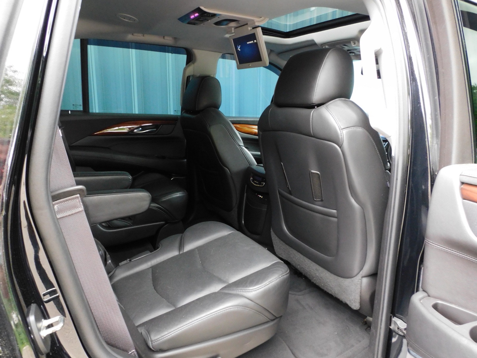 Used 2015 Cadillac Escalade Premium 4WD For Sale ($24,800) | Metro West ...