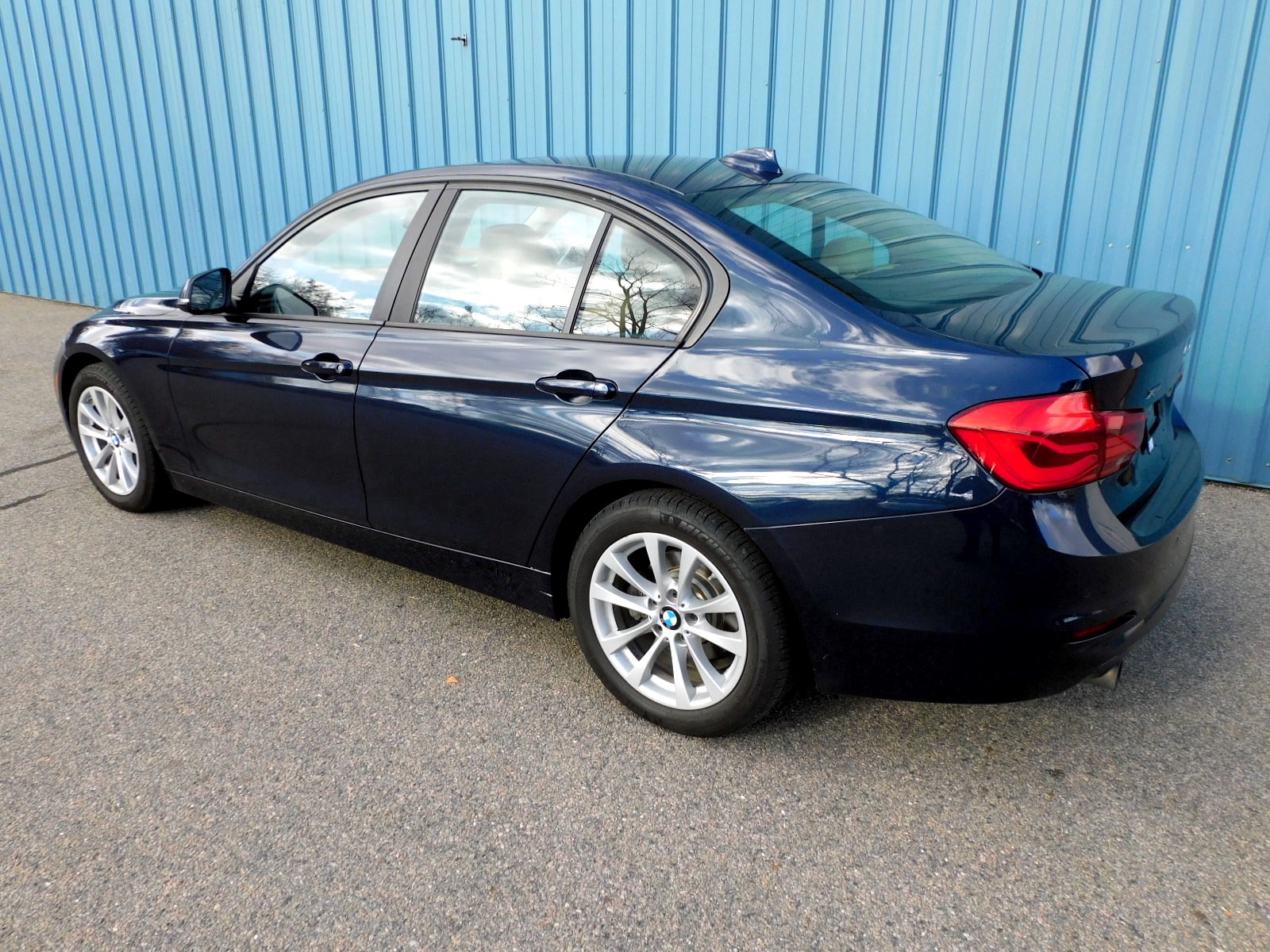 Used 2017 BMW 3 Series 320i xDrive Sedan For Sale ($12,900) | Metro ...