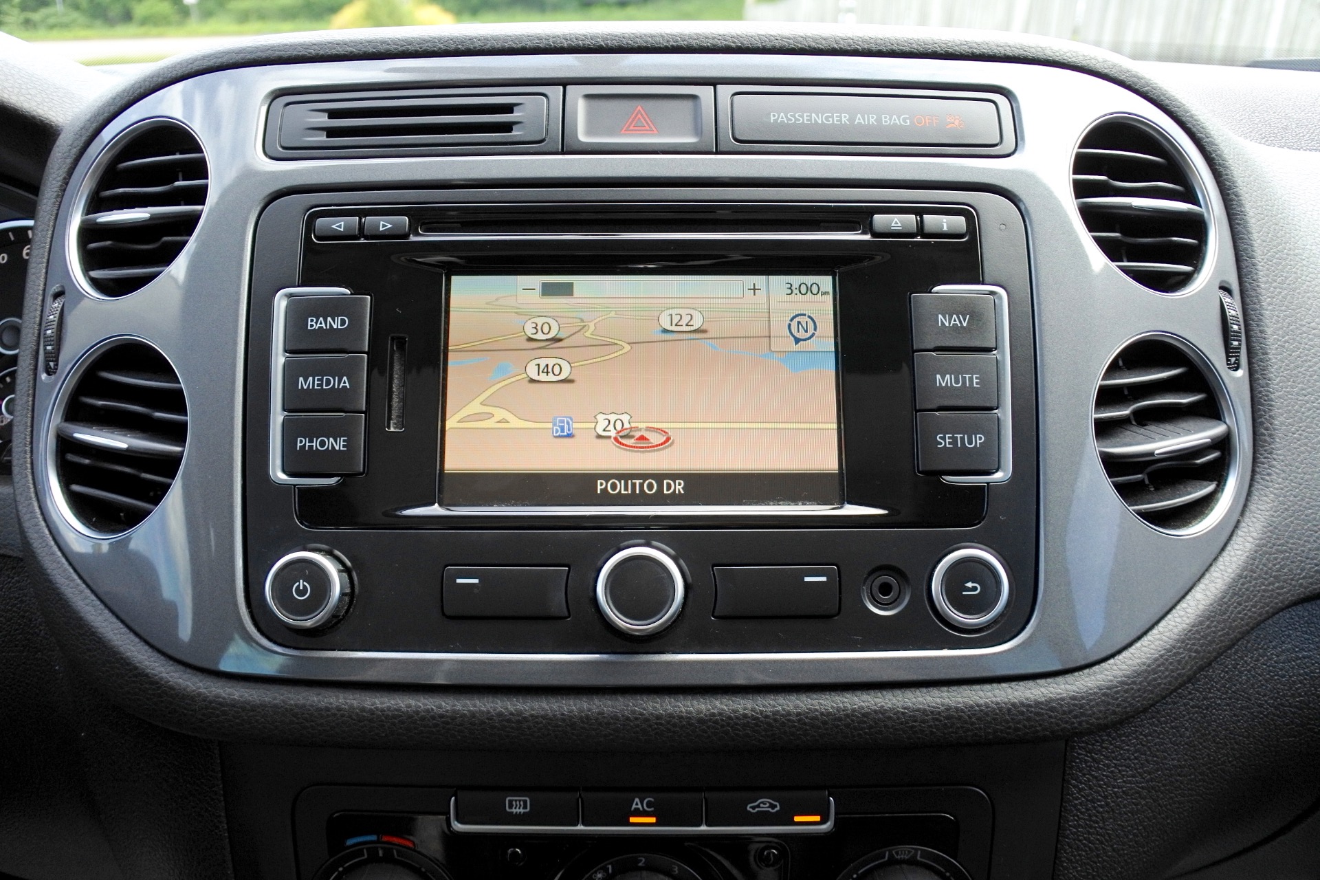 Used 2012 Volkswagen Tiguan SE 4WD w/Sunroof & Nav For Sale ($9,800 ...